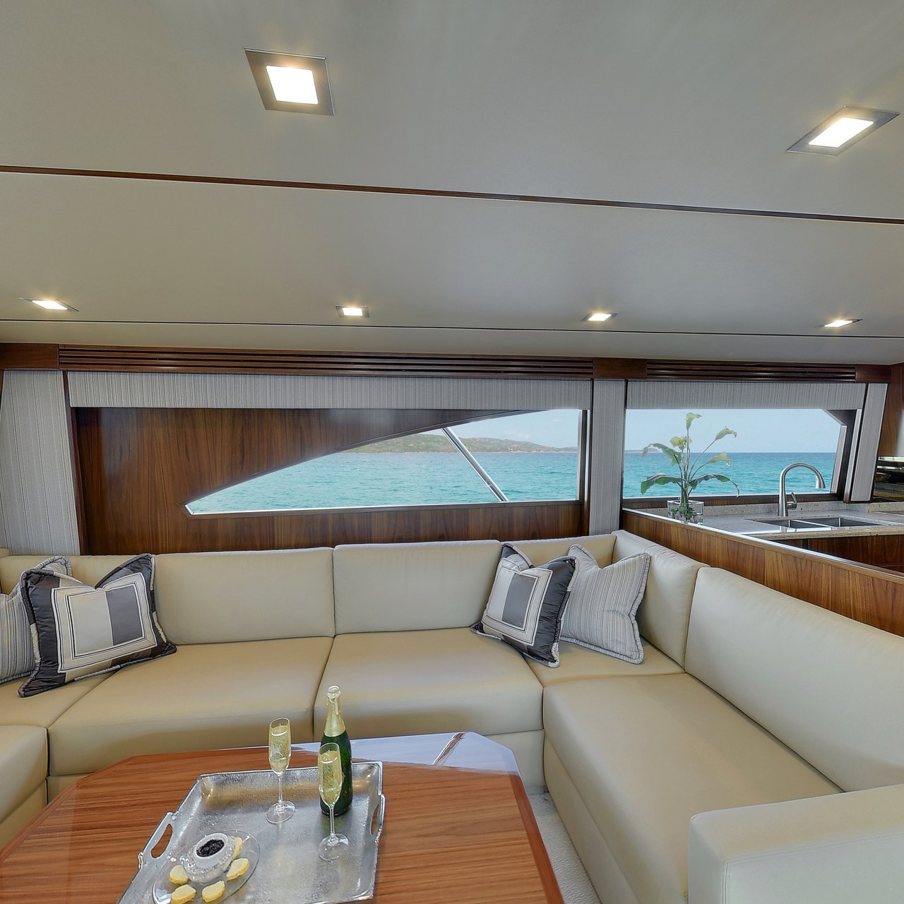 Yacht CHINA TIME, Viking Yachts | CHARTERWORLD Luxury Superyacht Charters